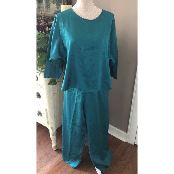Gilligan & O'Malley | Intimates & Sleepwear | Vintage Donna Richards ...